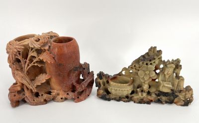 CHINA. Double vase decorated with flowers and bird. soaps... - 85121270 ...