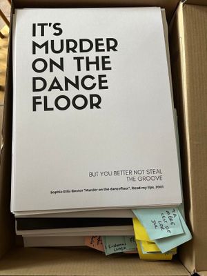 Approximately 250 decorative POSTERS (250/300 g/m2 paper)... - 84828034 ...