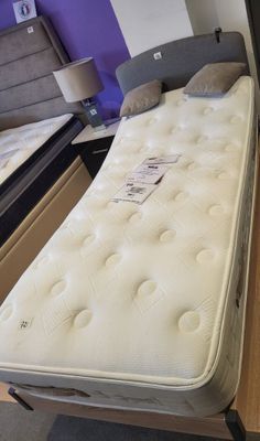 1 electric base + 1 mattress 90 x 190 - EXHIBITION MODEL ... - 85023830 ...