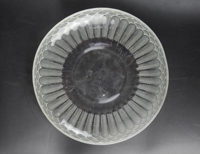 René LALIQUE (1860-1945). Circular dish, "Jaffa n°1" mode... - 85164974 ...