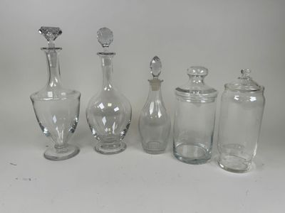 Crystal and glass set including : - BACCARAT. A decante... - 85111977 ...