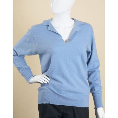 CHANEL, Pull en cachemire écossais bleu bébé siglé Griffe... - 84604673 ...