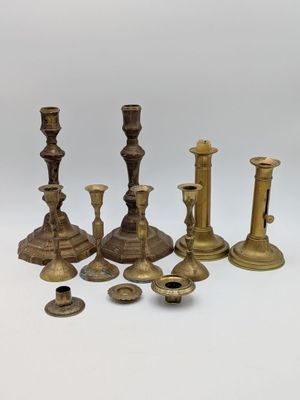 Set of brass candlesticks, H. 26 cm, worn (one small box) - 84805624 ...