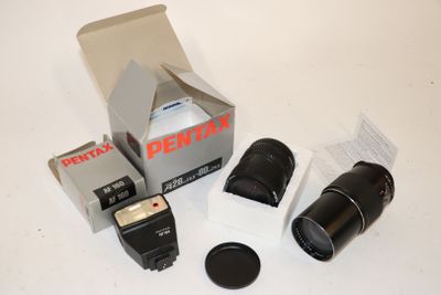 Pentax. Set including a Pentax AF 160 flash and a Pentax ... - 77006175 ...