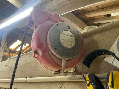 Three electric wall-mounted reels, including two WURTH re... - 84974861 ...