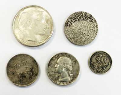 Lot de pièces en argent dont 50 Francs Belges 1949, ¼ dol... - 85281904 ...