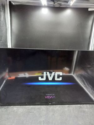 JVC Led TV model LT-32FV140 (lights up, in original box, ... - 84720675-493 | Interencheres.com