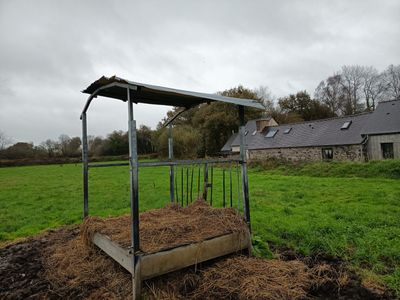 Hay rack with roof. Selling costs 14.28% incl. VAT - VAT... - 84709745 ...