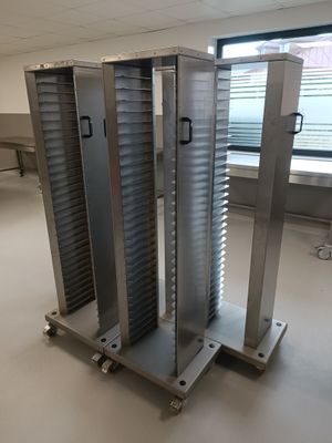5 Stainless steel pizza box racks (32x31) with 30 shelves... - 83694699 ...