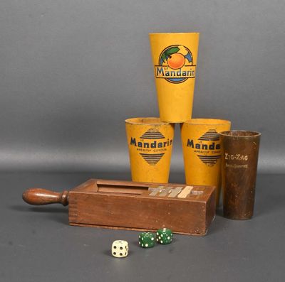 Mandarin Trois cornets en papier mâché, un cornet pour l... - 85116020 ...