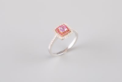 Bague en or blanc 18k 750°/°°, poinçon hibou, plateau car... - 85143064 ...