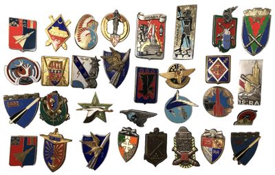 ARMEE DE L'AIR & ARTILLERIE - Set comprising approximatel... - 77983584 ...