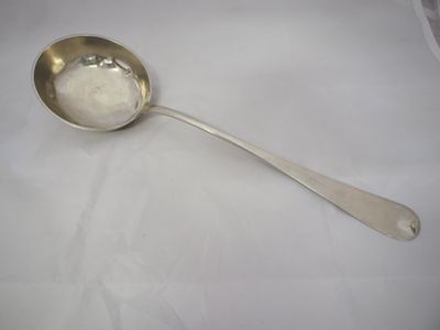 louche argent - 81781699-37 | Interencheres.com