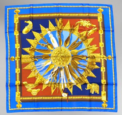 HERMES, Paris Carré en twill de soie imprimée "cuillers ... - 84126300 ...