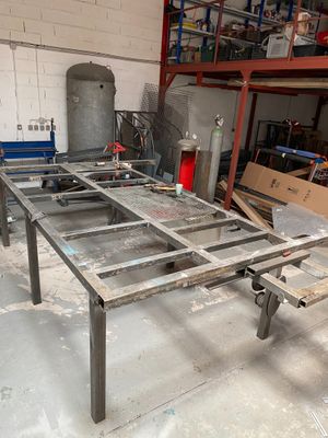 1 Table d'atelier - 83608669-45 | Interencheres.com