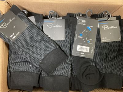 Pack of 60 pairs of socks, sizes 39/42 - 85100983-279 | Interencheres.com