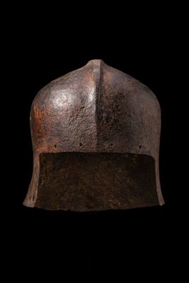 CASQUE À SALLET DE LA FIN DU MOYEN ÂGE. Ca. 1450-1500 AP.... - 85029947 ...