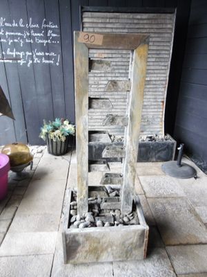 Stone fountain H. approx. 160 cm - 85119992-111 | Interencheres.com