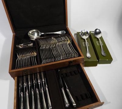 CHRISTOFLE Partie de ménagère en métal argenté à décor d... - 85140193 ...