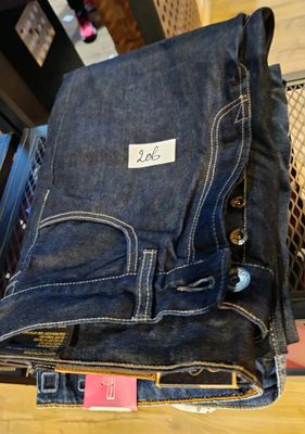 pack of 2 men's jeans size US 33 / 34 (size given as an i... - 85091610 ...