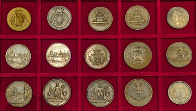 LOT - LOT Jetons. Lot de 15 jetons ND. Argent - total : 2... - 82579956 ...