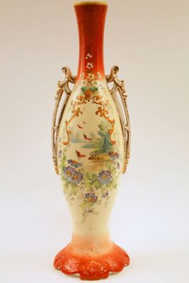 Grand vase de forme balustre, à anses, en porcelaine de L... - 85091052 ...