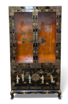 Black and gold lacquered wooden display case, with inlaid... - 84805565 ...