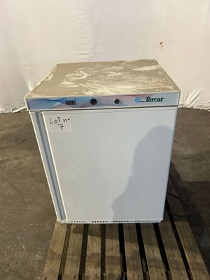 TABLE TOP FORCAR Dimensions : L 60 x prof 59 x H 83 cm ... - 84963755-7 ...