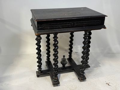 Moulded and blackened wood roulette opening with a tray, ... - 85349118 ...