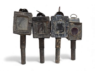Set of 4 rectangular lanterns in black lacquered sheet me... - 84937578 ...