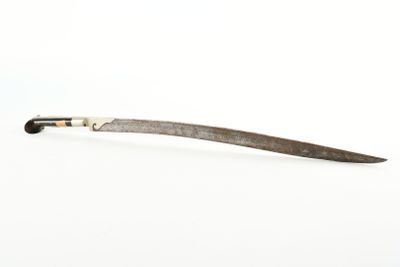 Ottoman sabre, known as a yatagan. Handle with horn plate... - 82810938 ...