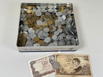Lot de monnaies en vrac dont Francs et pièces étrangères.... - 85014182 ...