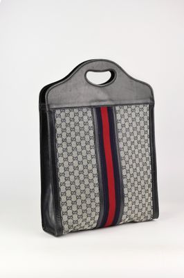 Gucci, sac cabas en cuir bleu marine et toile GG bleue et... - 84308414 ...