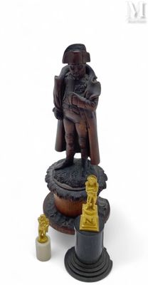 Lot napoléonien comprenant trois sculptures soclées de Na... - 85000047 ...