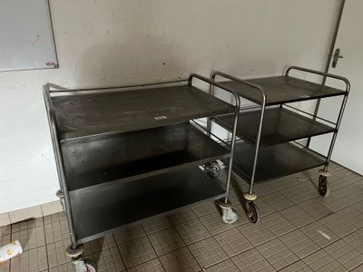 5 trolleys, 4 of which are stainless steel with 3 levels ... - 83817373 ...