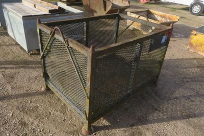 Caisse palette métal déployé 145x100xh80, Mise à prix 50 - 85151440-150 ...